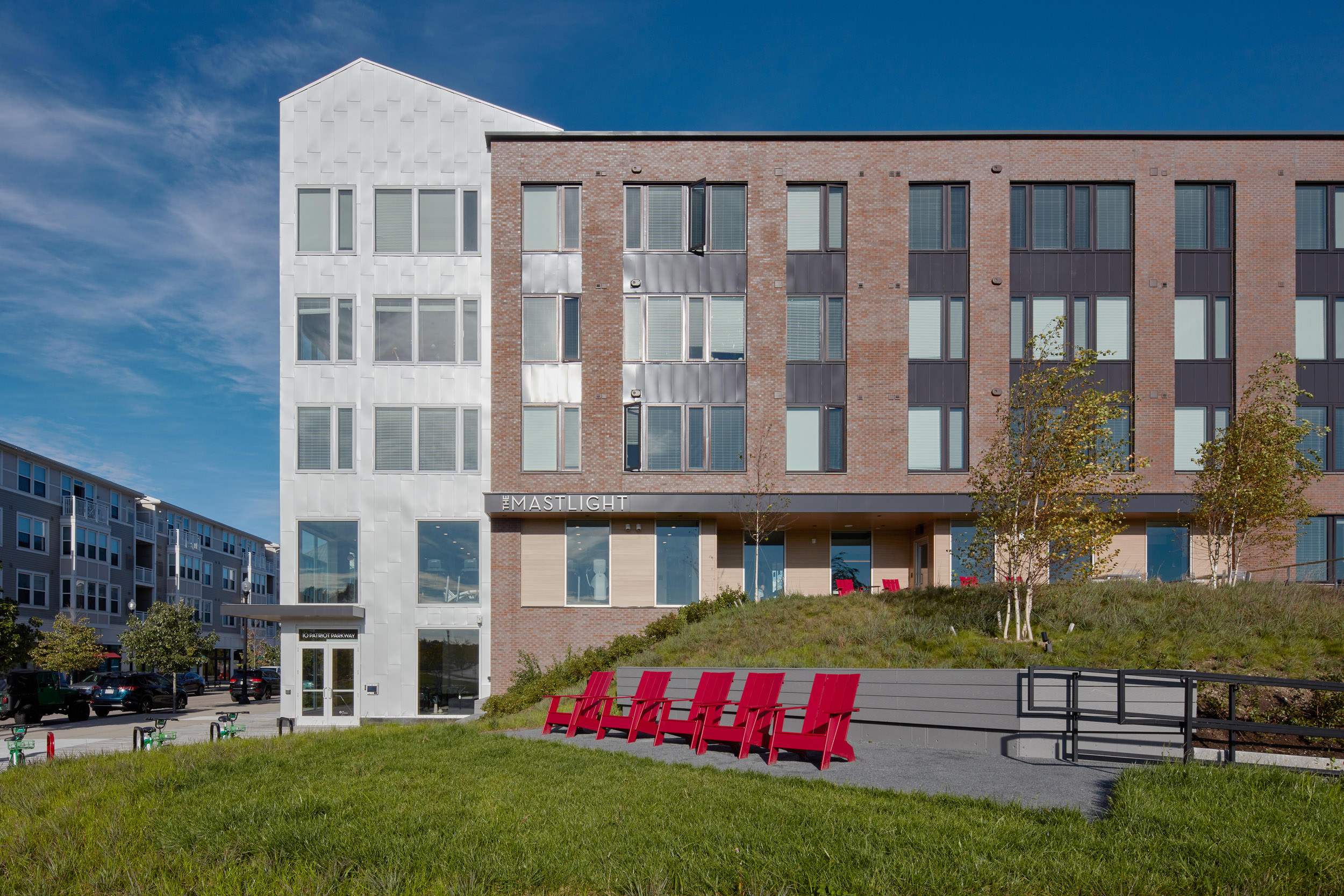 Mastlight at Union Point - Offshoots